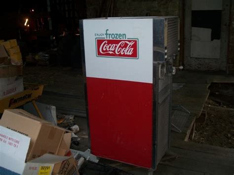 Super Rare 1961 Frozen Coca Cola Machine Collectors Weekly