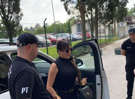 Цеца дојде на снимање во „Гранд“ откако Анастасија го загуби бебето Reporter Mk