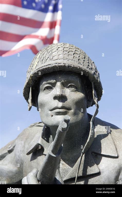 Statue Of Major Richard D Winters 2nd Battalion 506th Parachute