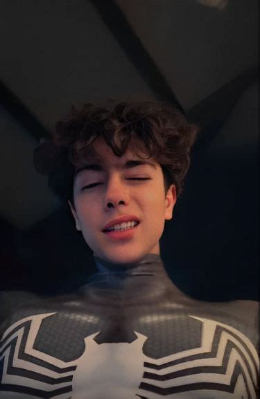 Lukas Urkijo Famosos Divertidos Celebridades Bonitos Chicos Famosos