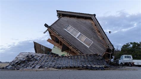 Death Toll Rises After Japan Earthquake Geelong Advertiser