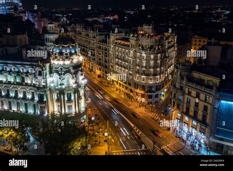 Gran Via Madrid At Night Edificio Metropolis And Road Traffic In Night