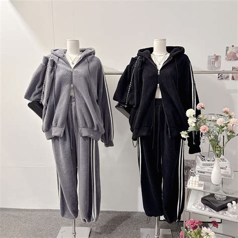 이프유마인 후드집업팬츠set꾸안꾸룩 겨울 푸들 투웨이 기모 후리스 보아털 양털 뽀글이 퍼 트랙 라인 배색 오버핏 루즈핏 롱 후드 집업 밴딩 와이드 조거 팬츠