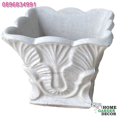 Голяма бетонна градинска кашпа саксия Karina бяла Друго Шумен Материал Бетон Цвят