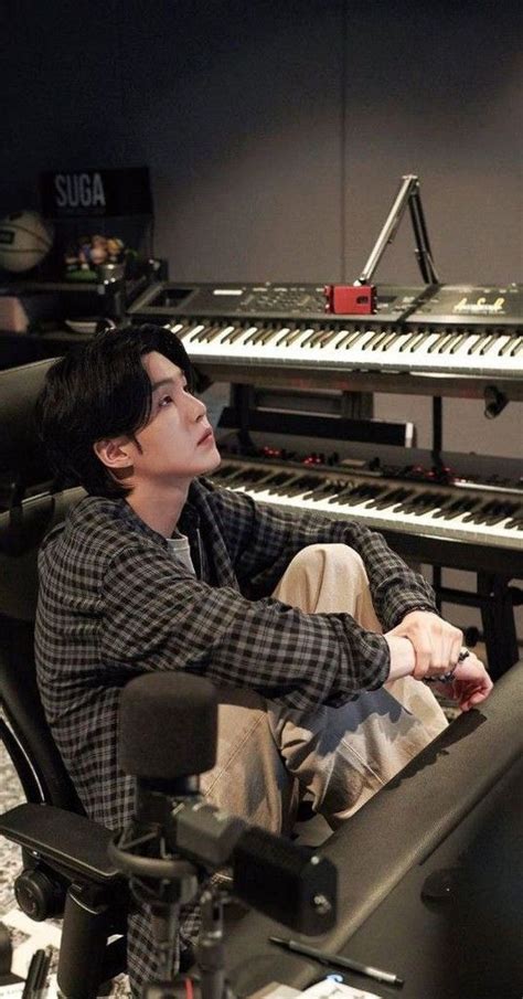 Bts Community Posts ⿻ ⌖ ˚ ˳˚⌖ ⿻ ⌖˚ 윤기시 ˚⌖ ⿻ ⌖ ˚ ˳˚⌖ ⿻ 친애하는 민윤기 님