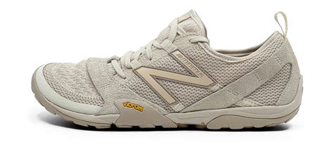 Nb公式 ニュースリリース 裸足感覚に近づけるシューズnew Balance Minimus（ミニマス）より「mt10О」オリジナル