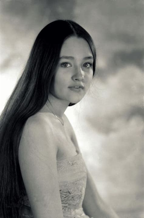 Naked Olivia Hussey In Romeo And Juliet Free Download Nude Photo