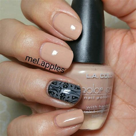 La Colors Color Craze Simply Cnp619 A Slightly Pink Leaning Tan