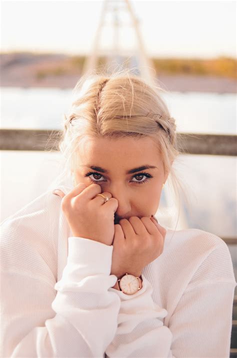 Video How To Deal With Embarrassing Moments At School — Counseling For