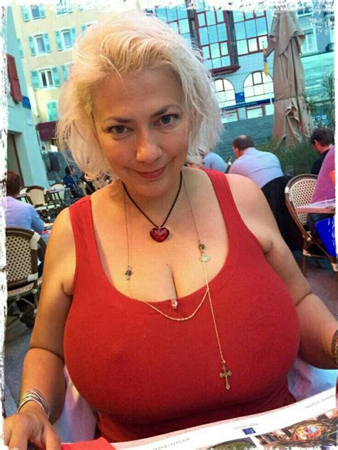 28 Nice Smile Ideas Nancy Quill Top Heavy Women Curvy Woman