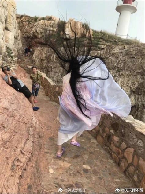 不要穿汉服去风大的地方，别人还以为你练功走火入魔了