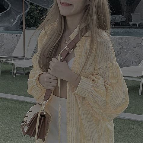 ↳ ͙♡︎₊˚ 𝙡𝙤𝙢𝙡𝙘𝙝𝙖𝙣 ೃ࿐ Wallpaper