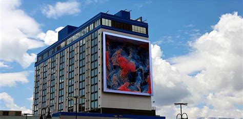 Three Sided MASSIVE Display Shines Bright With Daktronics LED OOH TODAY