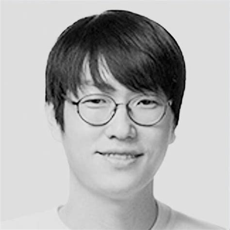 하정우의 Ai 대혁명 초당 1대 ‘스마트폰 공장·지자체 딥시크 확산 중국 Ai 굴기 날개 달았다