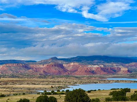 Abiquiús Glassy Lake In The Desert