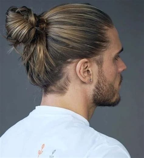 10 Hot And Trendy Curly Hair Man Bun Styles For Men Get Heads Turning