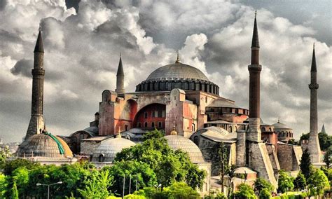 Agia Sofia Sifnaiko Fos