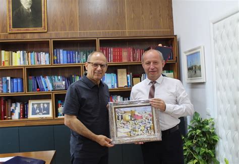 Великотърновски университет Св св Кирил и Методий Делегация от Великотърновския