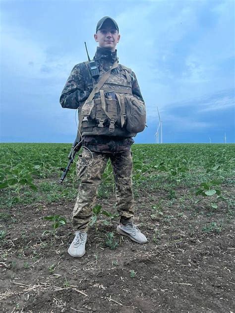 «Мав приїхати на хрестини історія загиблого на війні захисника зі Славути Дмитра Мисана