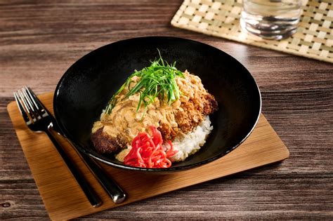 Katsudon How To Make Delicious Japanese Pork Katsudon And Rice Bowl