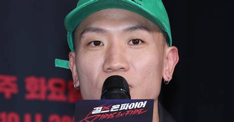 [포토] 인사말 하는 개코