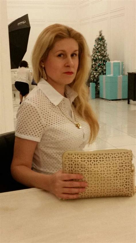 Лена Райнова