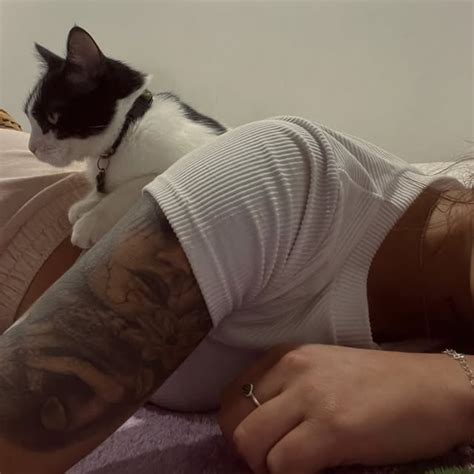 Lore Rodríguez I Am Loree17 • Threads Say More