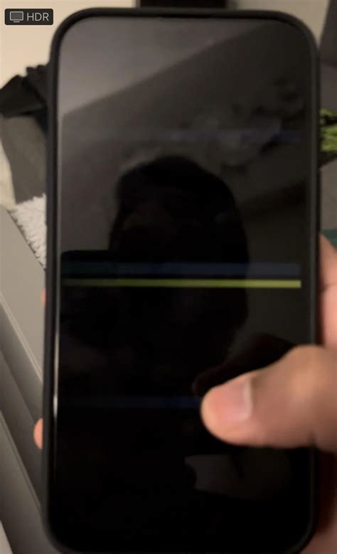 Iphone 14 Plagued By Mysterious Horizontal Lines Apple So Far Tightlipped