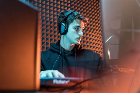 بهترین هدفون گیمینگ تا ۲ میلیون برای تجربه صدای عالی