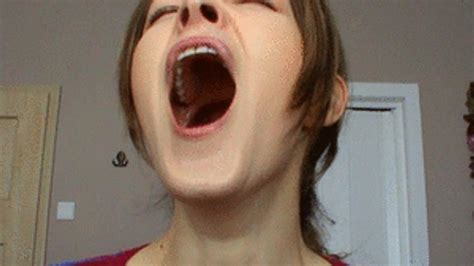 Sooo Tired Beautiful Lady Suzanne Clips4sale