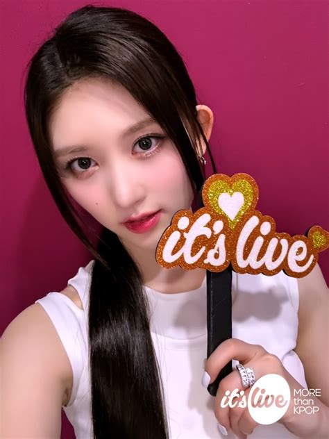 Its Live On Twitter 아이브 의 잇츠라이브 가 잠시 후 5시에 시작됩니다 📸 유튜브 Its Live 채널에서 최초공개로 만나보세요 ‘ Iam