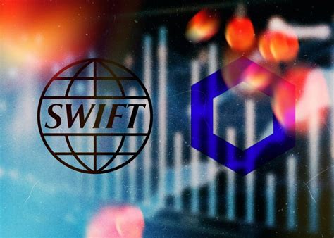 Swift Collaborates With Chainlink For Blockchain Connectivity