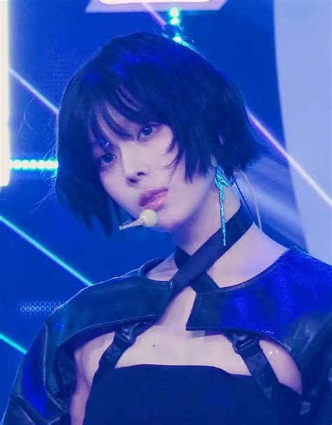 레전드 헤메코로 작두타는 에스파 윈터 팬플러스 커뮤니티