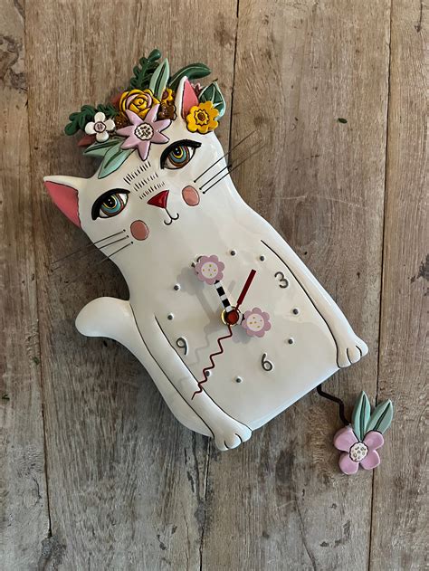 White Kitty Clock Vintage Whimsy