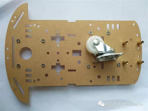 Arduino智能小车项目——02、初级班硬件安装详解教程 少儿编程 Arduino智能小车项目——02、初级班硬件安装详解教程 少儿编程