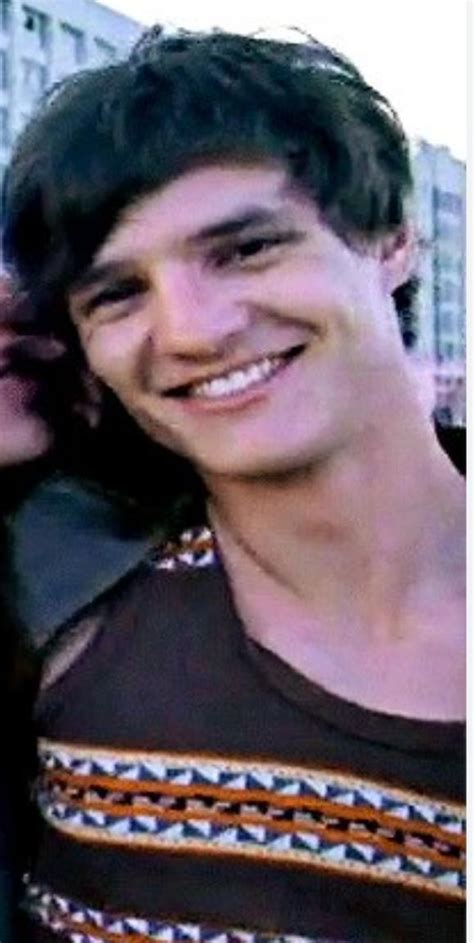 mid 90s pedro pascal r oldschoolcelebs