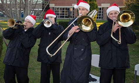 Dvids Images Nuwc Division Newport Navy Band Northeast Kickoff Holiday Season With Festive