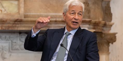 Jamie Dimon Warns Private Credit Boom Could Lead To Financial Crisis