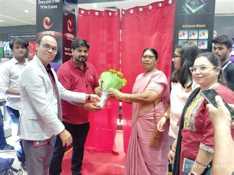 Mohit Bhatnagar On Linkedin Glimpse Launch Event Of Oled 4 Series Reliance Digital Db Mall