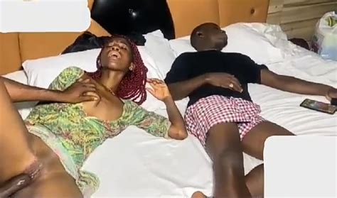 Comendo A Mulher Do Amigo B Bado