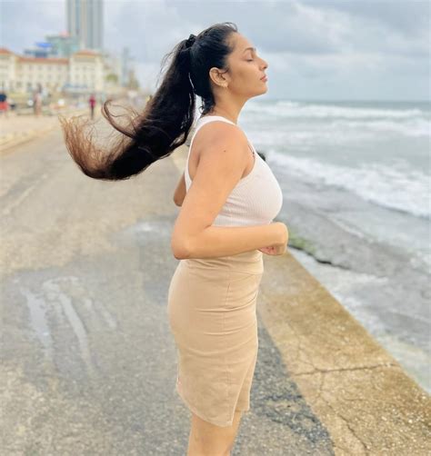 Sl Fashion Model Added A New Photo Sl Fashion Model