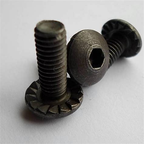 Fastenerdata Metric Coarse Serrated Socket Button Head Screw 109