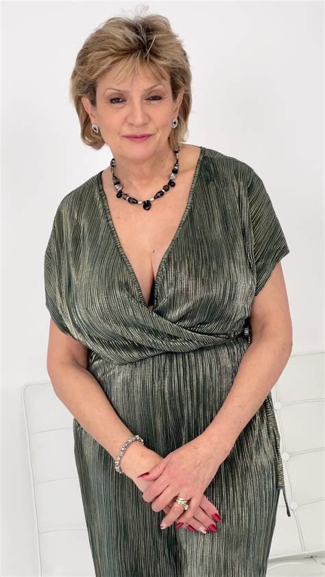 Who Is Gill Ellis Young Meet The Uks Fashion Icon