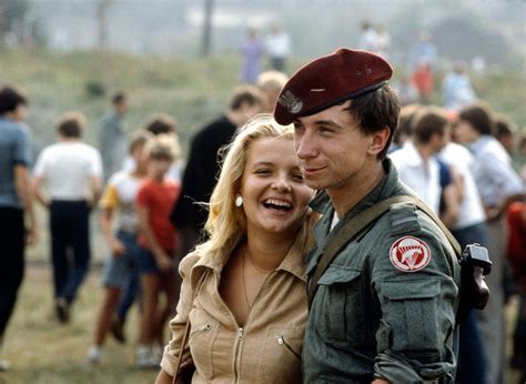 50 Astonishing Color Photographs Captured The Communist Regime In