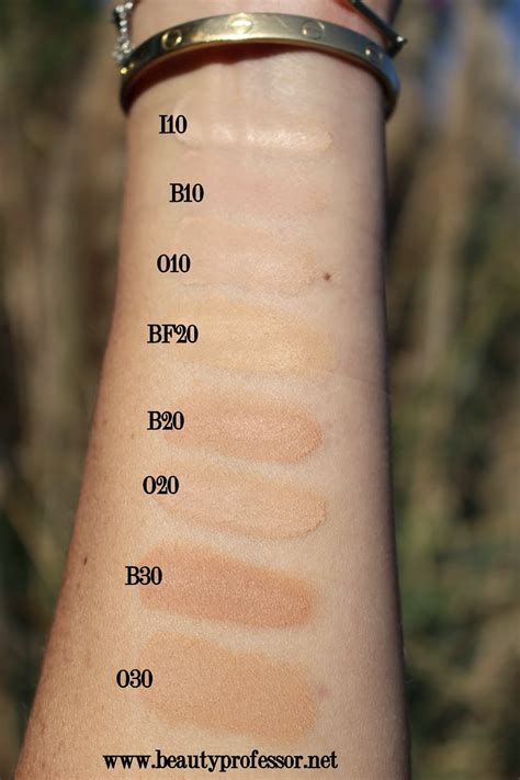 Cle de Peau Cream Foundation...Review + Swatches of All Shades | Beauty ...