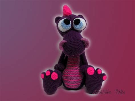 Дракоша с радужной гривой Вязаные игрушки Liliksha Toy Связаный крючком дракон Вязание
