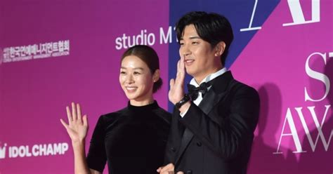 ♥강경준 용서한 장신영… 불륜 의혹 심경 밝힐까