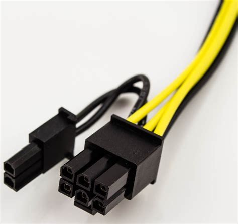 How To Tell The Difference Between All The PSU Connectors