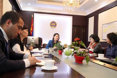 Дэд сайд С Мөнгөнчимэг Дэлхийн банкны төлөөллийг хүлээн авч уулзлаа