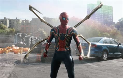 Watch The Official First Trailer For Spider Man No Way Home Grm Daily